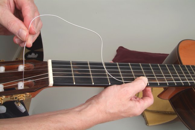 How to Tie Classical Guitar Strings - The Metal Wound - Stafford Guitar ...